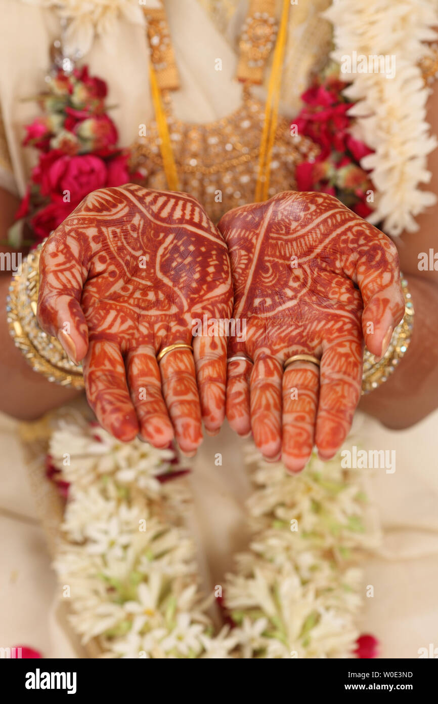 Henna tattoo indian wedding 60 photos - Astyledwedding.com