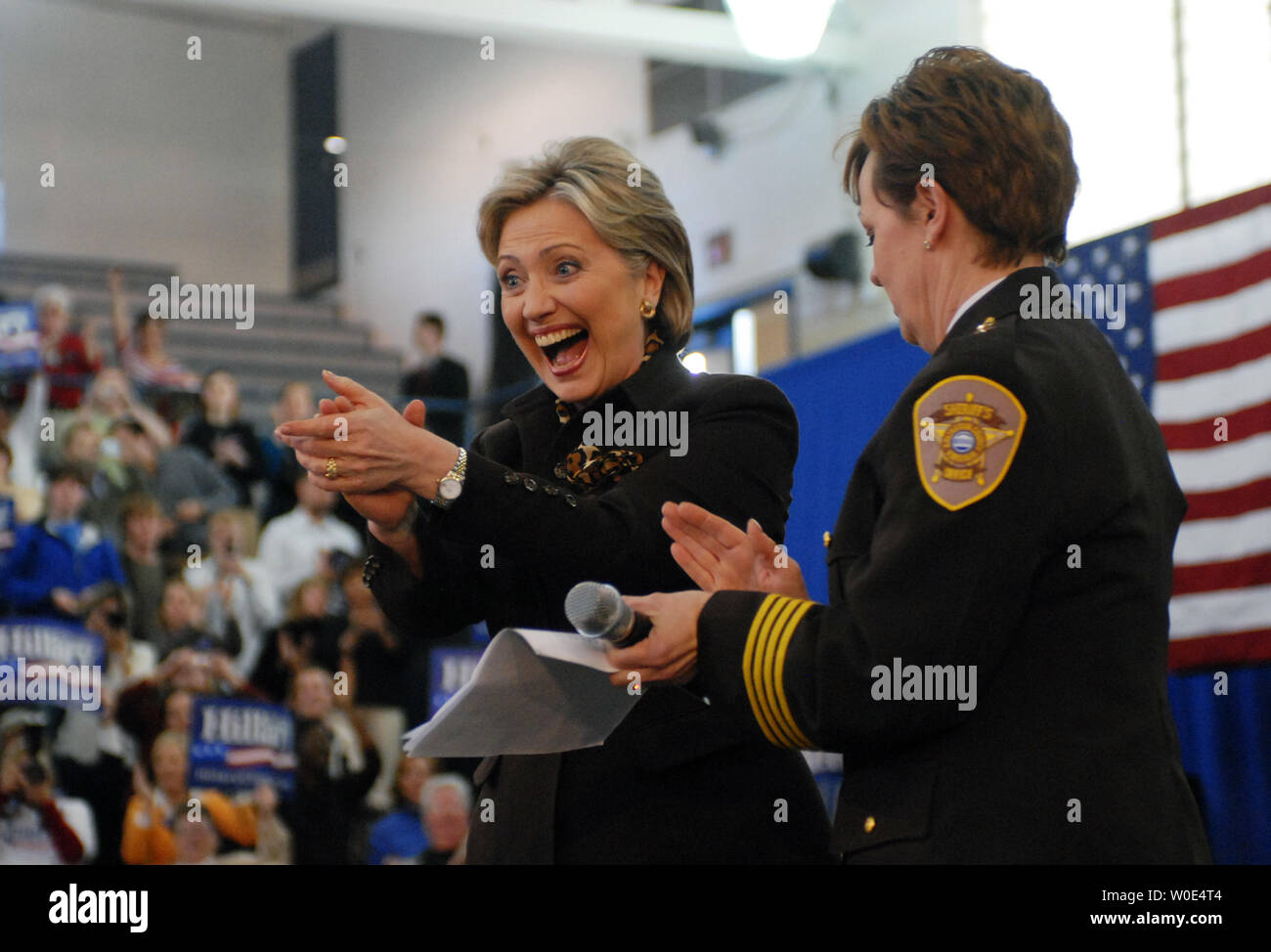 Beth arthur hi-res stock photography and images - Alamy