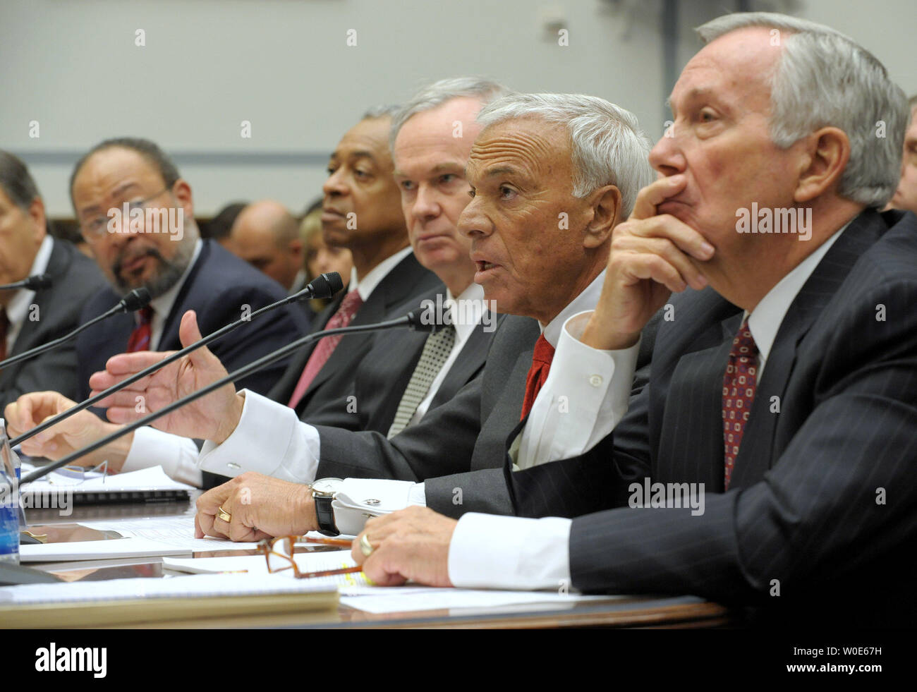 Financial management personnel from hi-res stock photography and images ...