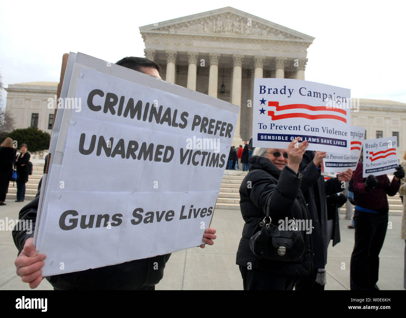 Heller with a gun hi-res stock photography and images - Alamy