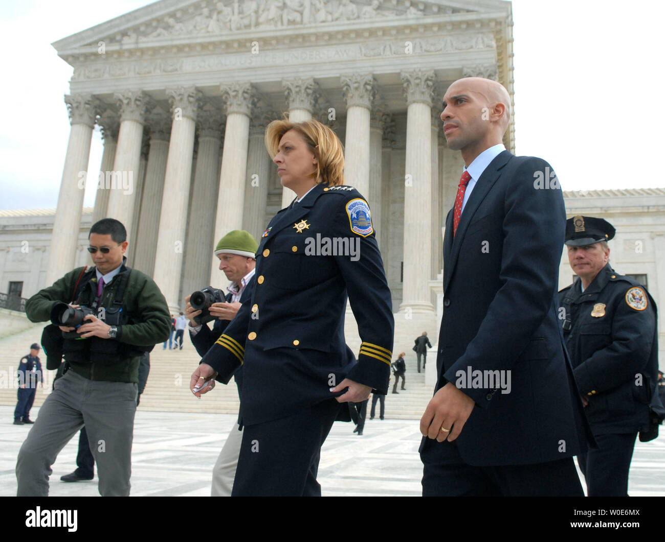 D.c. police chief cathy lanier hi-res stock photography and images - Alamy