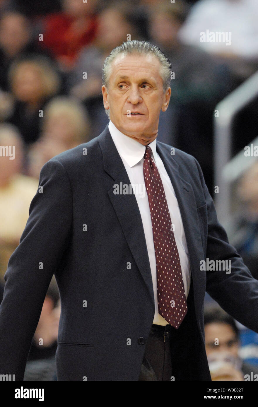 Pat riley basketball hi-res stock photography and images - Alamy