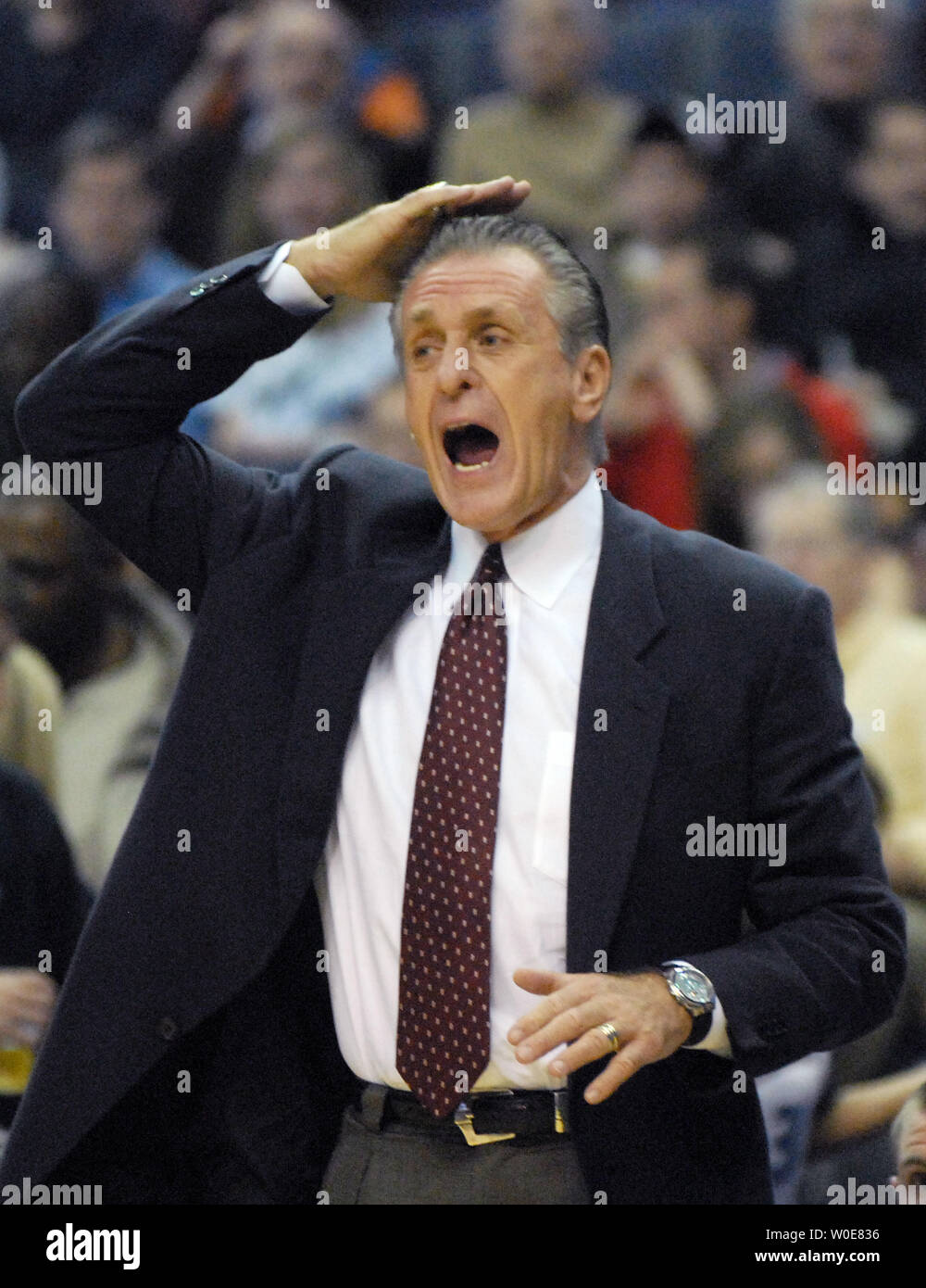 Pat riley during miami heat hi-res stock photography and images - Alamy