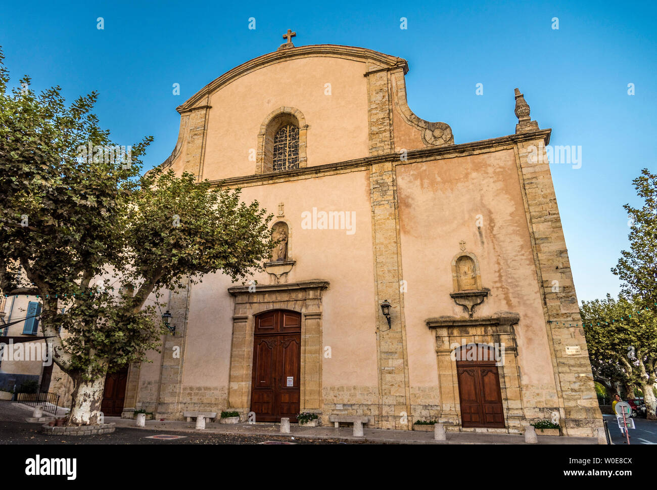 Fayence provence hi-res stock photography and images - Alamy
