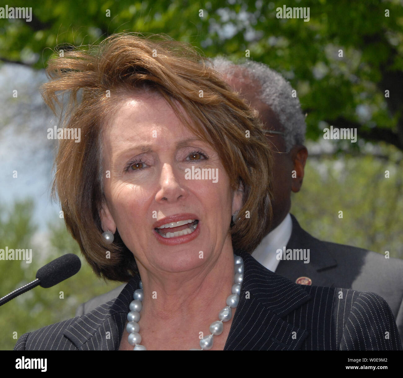 Earth day speaker hi-res stock photography and images - Alamy