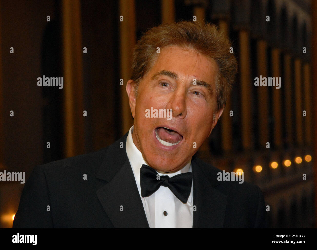 American casino resort developer Steve Wynn attends the Sons of Italy ...