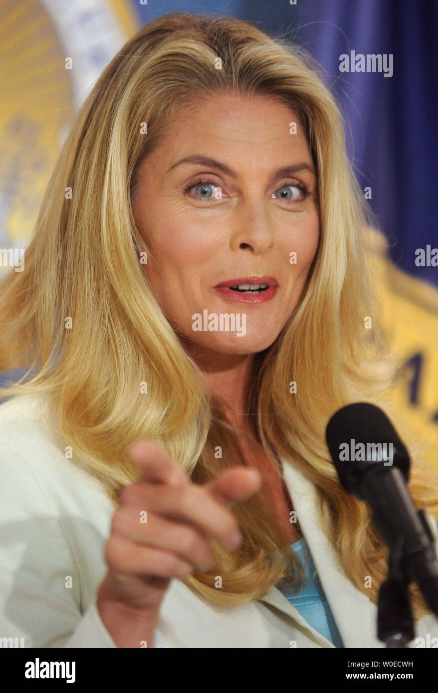 Kim alexis hi-res stock photography and images - Alamy