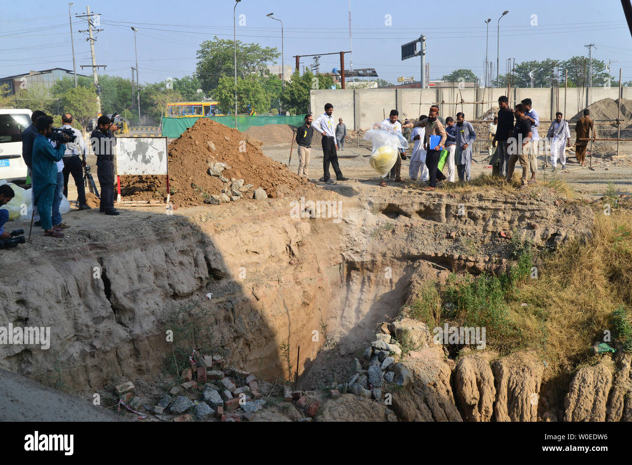 Lahore, Pakistan. 26th June, 2019. Members and officers of Punjab ...