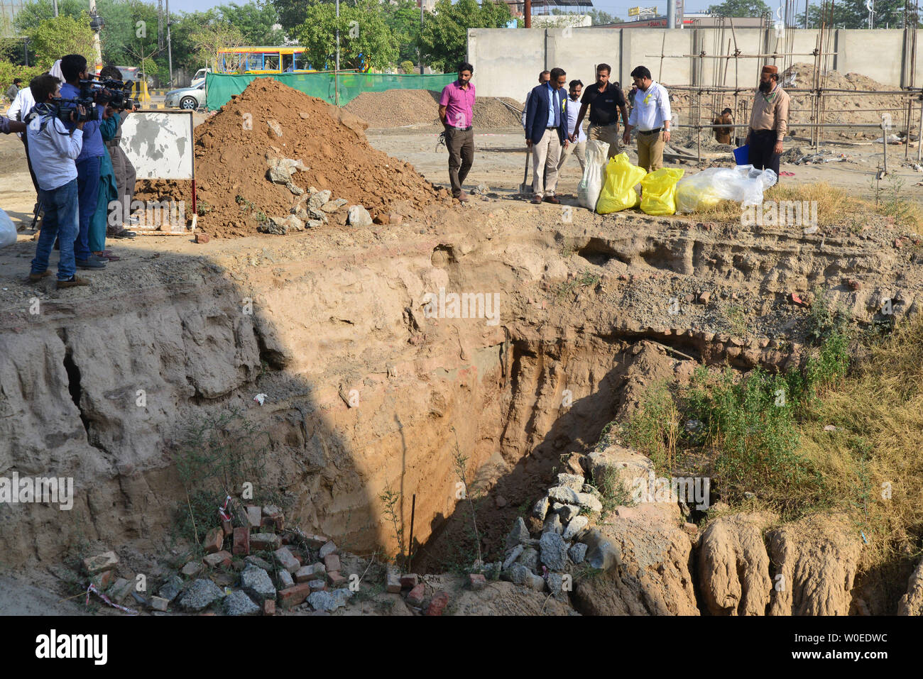 Lahore, Pakistan. 26th June, 2019. Members and officers of Punjab ...