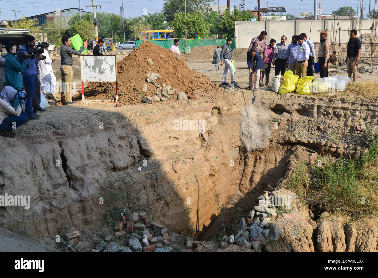 Lahore, Pakistan. 26th June, 2019. Members and officers of Punjab ...