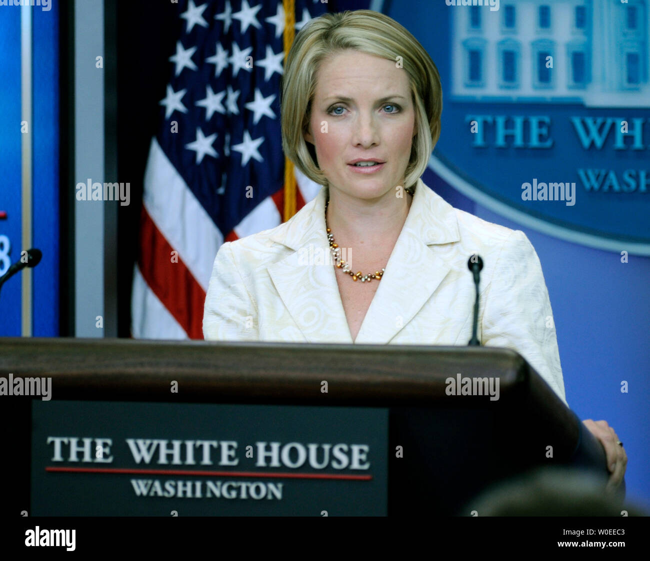 White house press secretary dana hi-res stock photography and images ...
