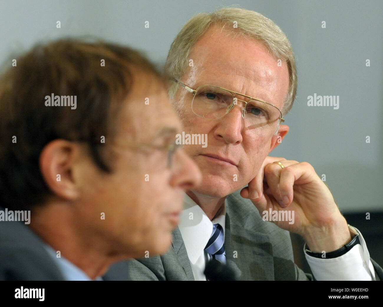Climate change analyst hi-res stock photography and images - Alamy