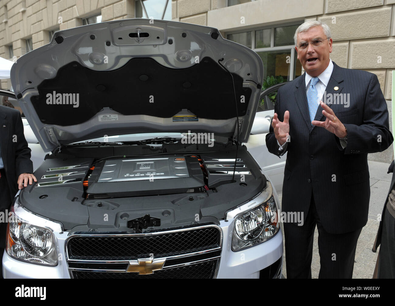 Fuel cell electric car hi-res stock photography and images - Alamy