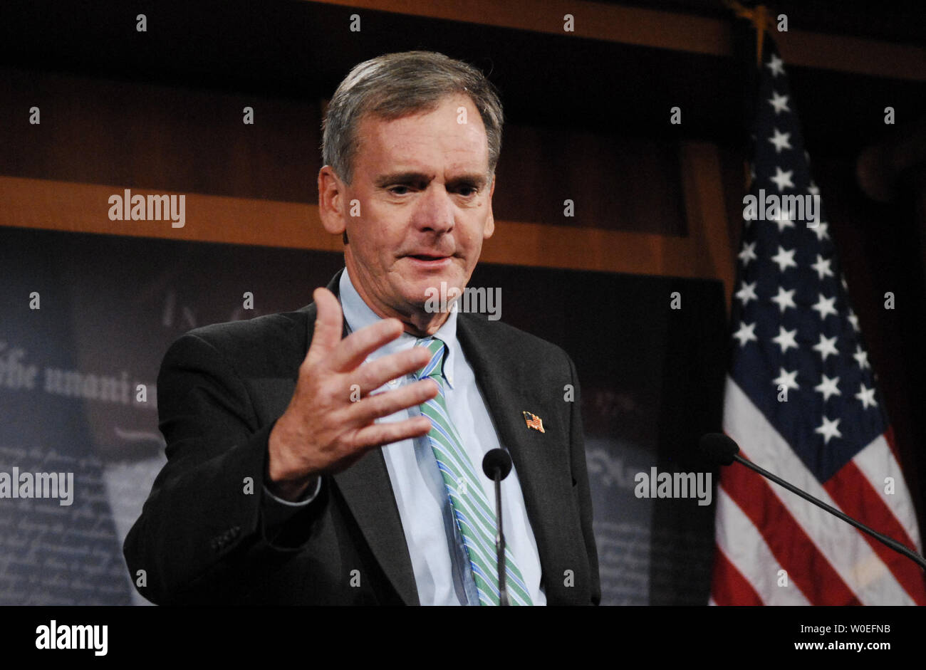 Sen. Judd Gregg (R-NH) speaks to the press about progress on the ...