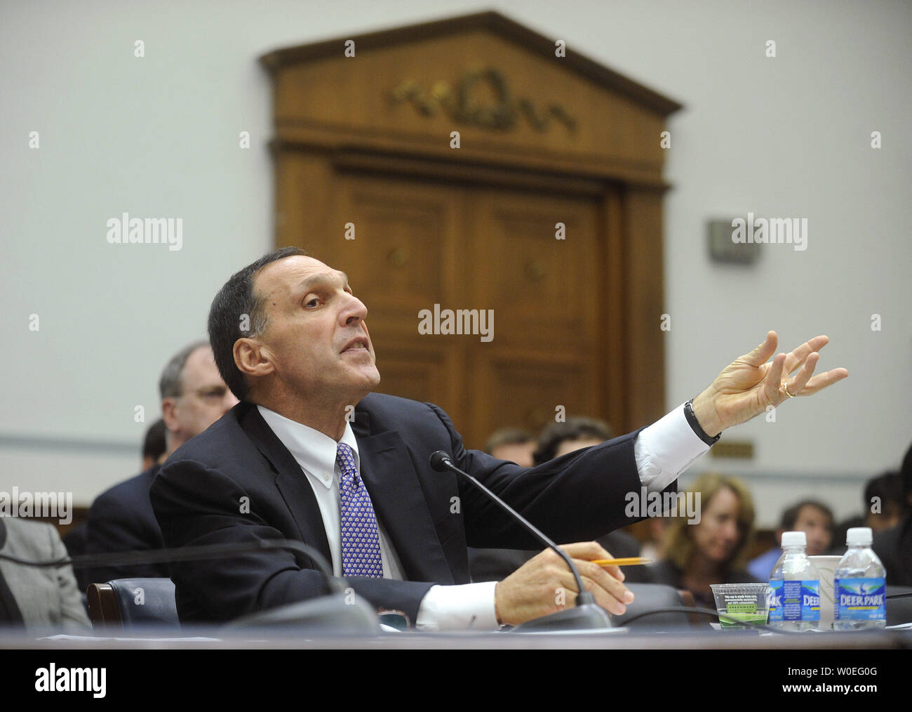 Richard fuld hi-res stock photography and images - Alamy