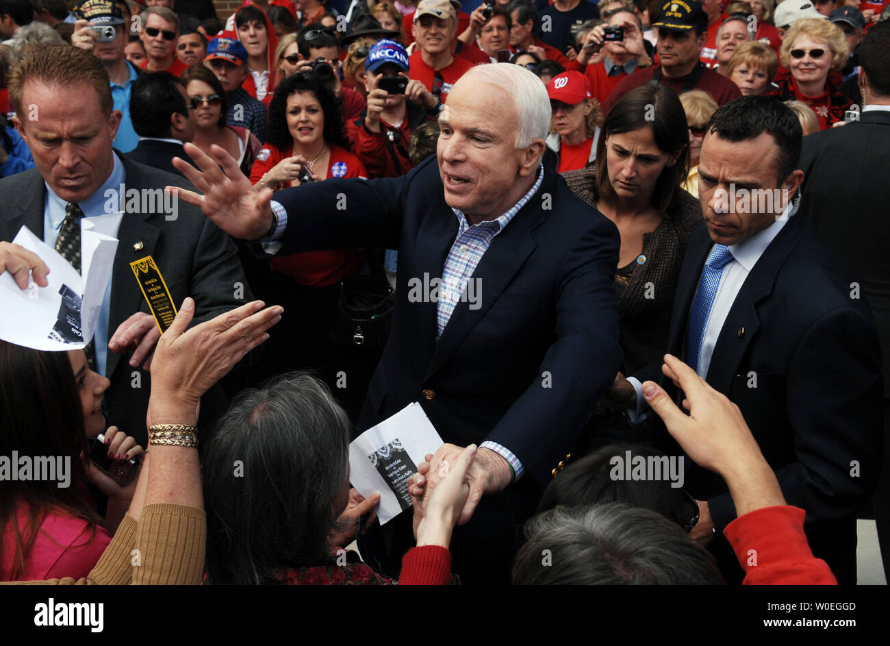 Republican presidential nominee Sen. John McCain (R-AZ) greets ...