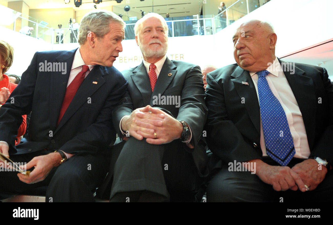 Star spangled banner flag smithsonian hi-res stock photography and ...