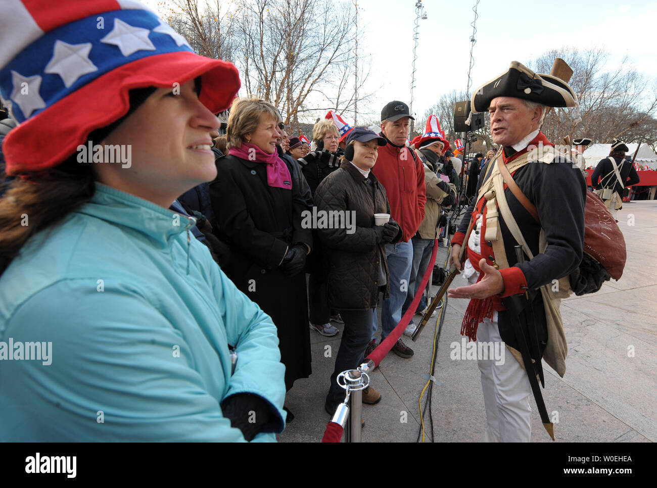 Revolutionary war garb hi-res stock photography and images - Alamy