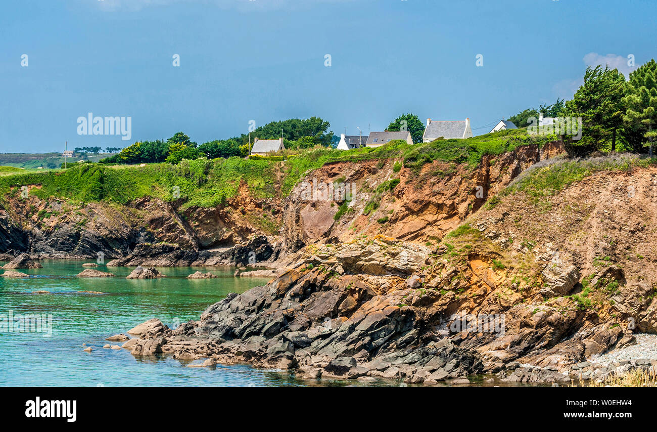 France, Brittany, Crozon Peninsula, Telgruc sur Mer, coastal path GR34 ...