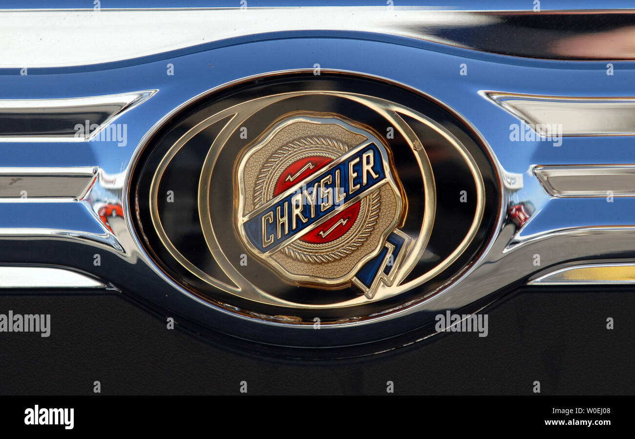2008 Chrysler 300c Badges