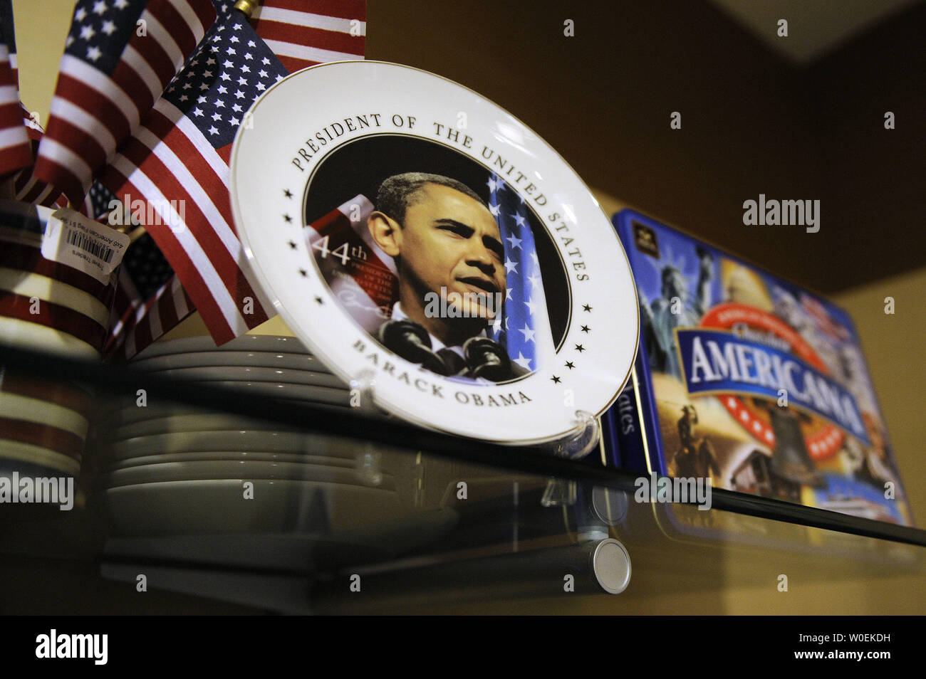 Commemorative plate hi-res stock photography and images - Alamy