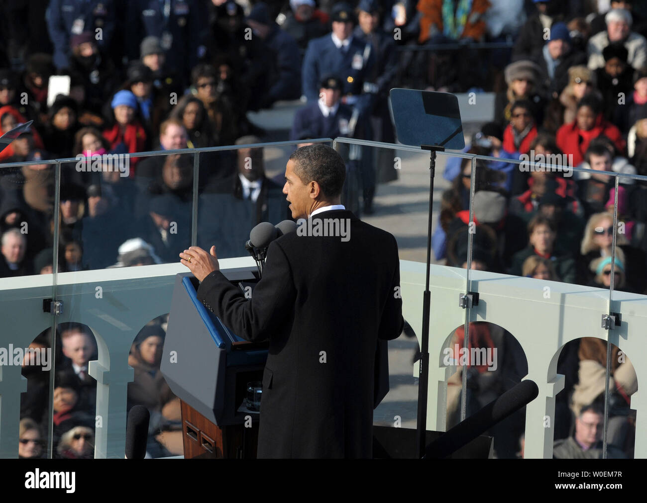 Barack Obama delivers his Inaugural Address after he was sworn in as ...