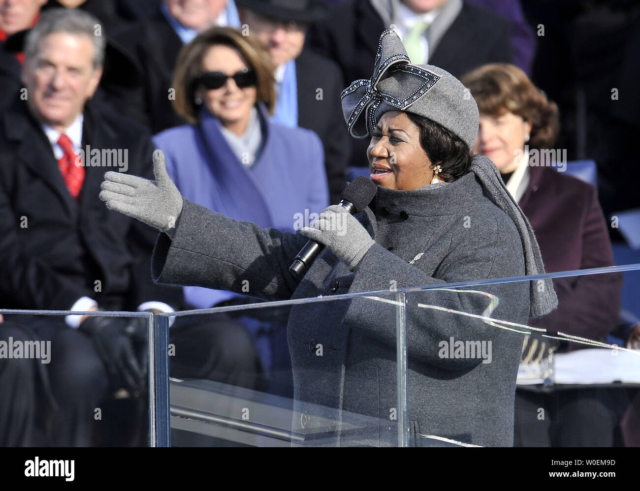 Singer/Song writer Aretha Franklin performs during Barack Obama's ...