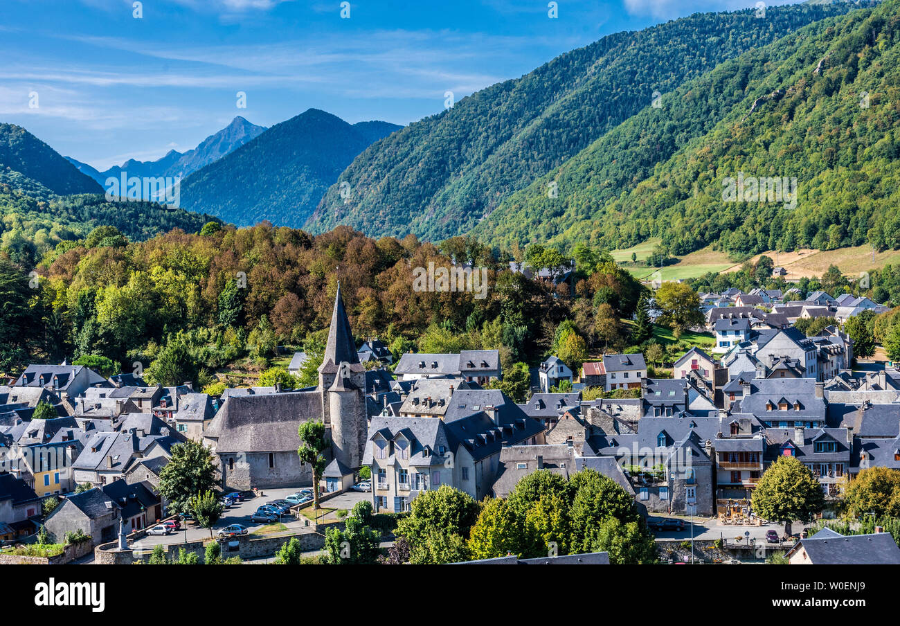 Arreau, france hi-res stock photography and images - Alamy