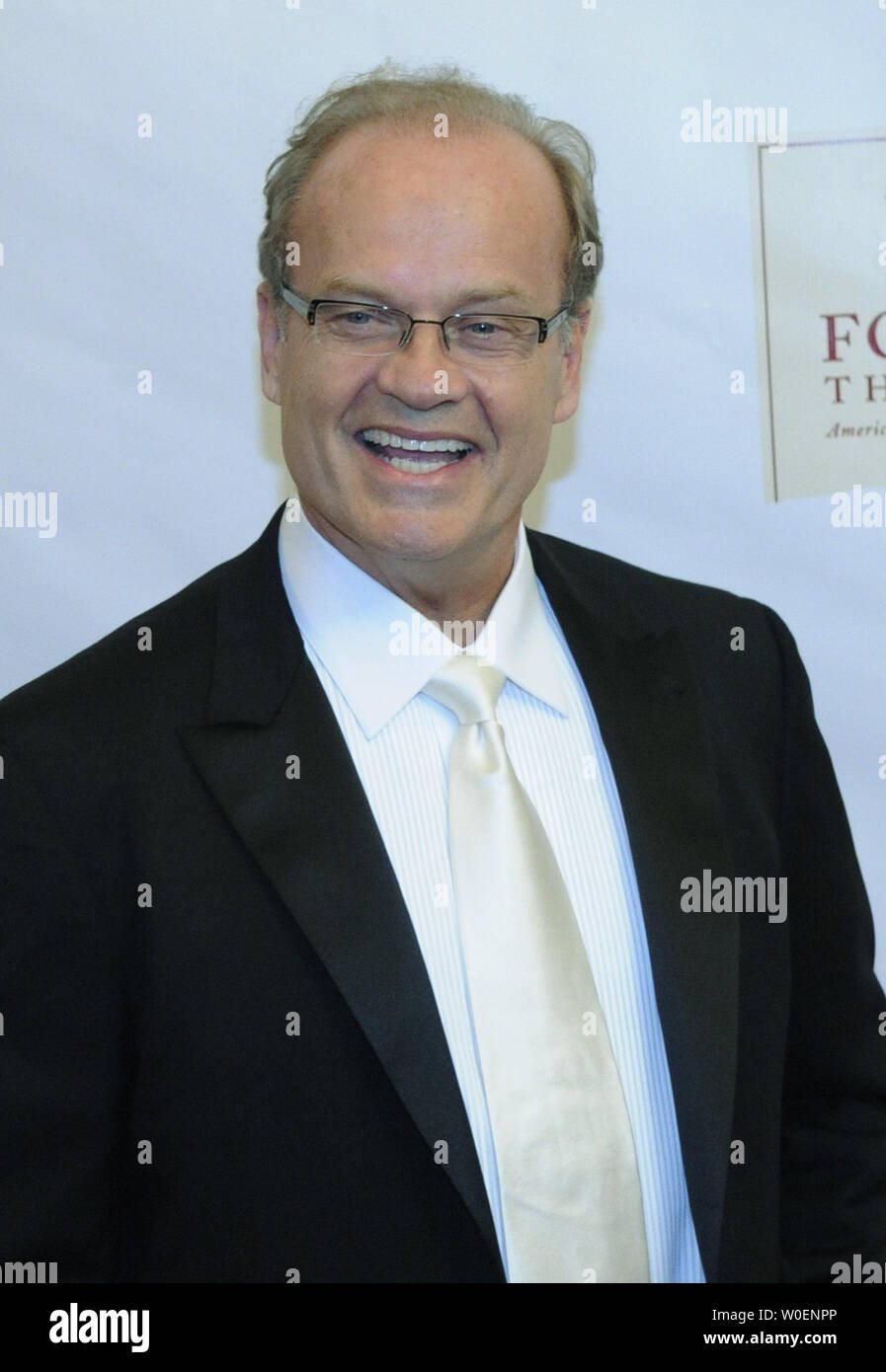 Actor Kelsey Grammer arrives on the red carpet at the Ford's Theater ...