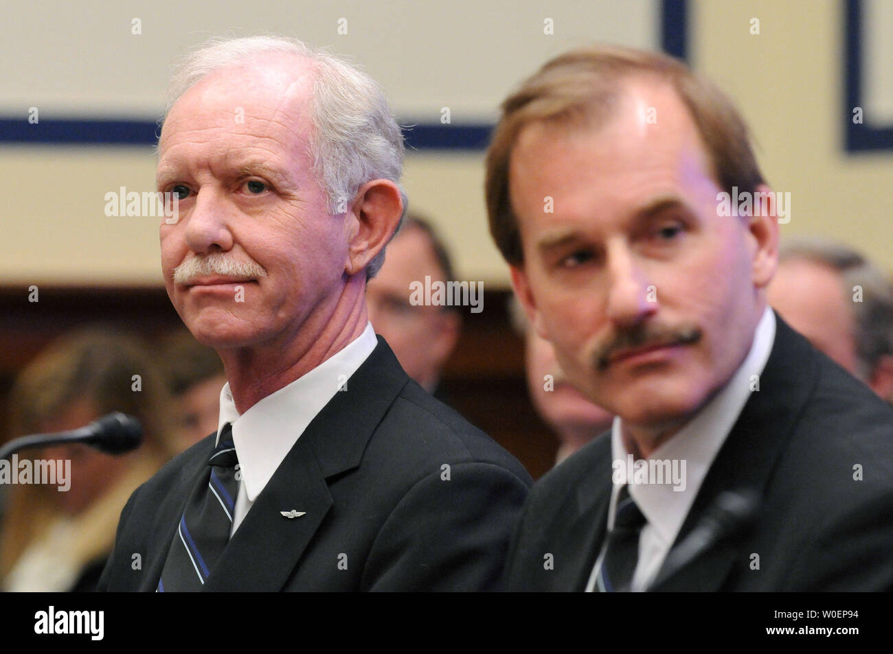 First officer skiles hi-res stock photography and images - Alamy