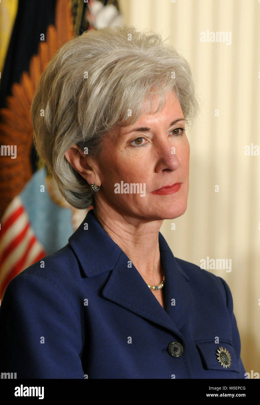 Gov kathleen sebelius hi-res stock photography and images - Alamy