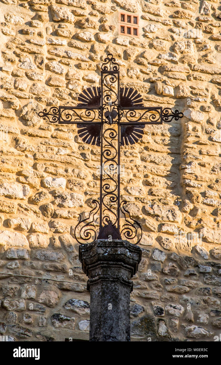 Cross made of iron hi-res stock photography and images - Alamy
