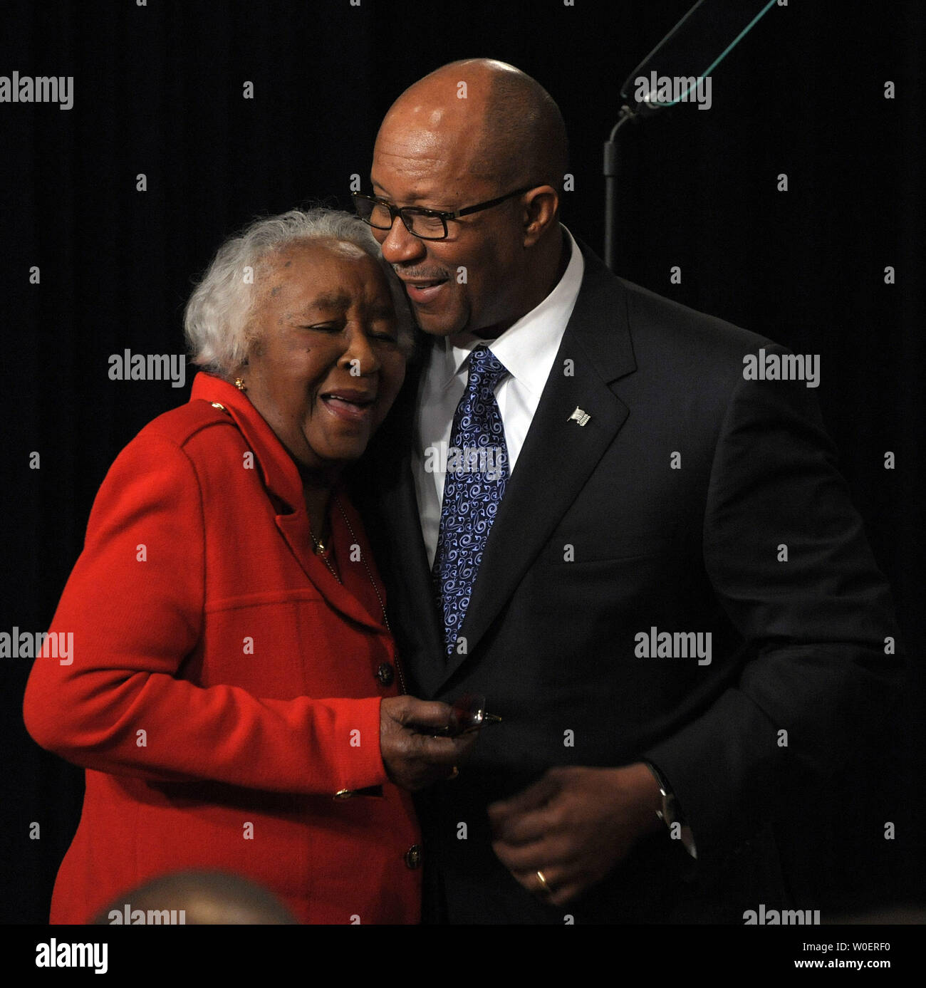 Roger kirk building hi-res stock photography and images - Alamy