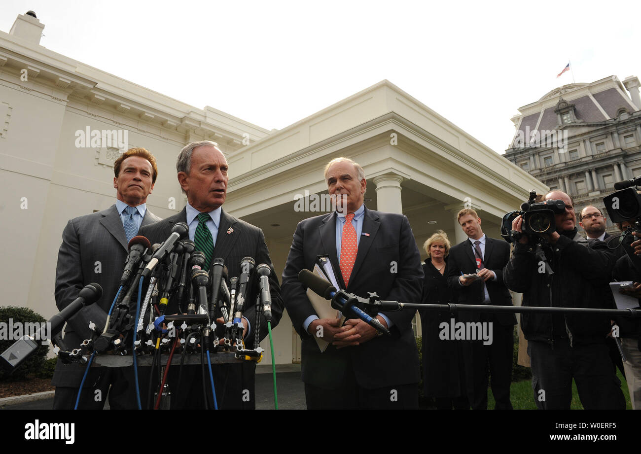 President obama schwarzenegger hi-res stock photography and images - Alamy