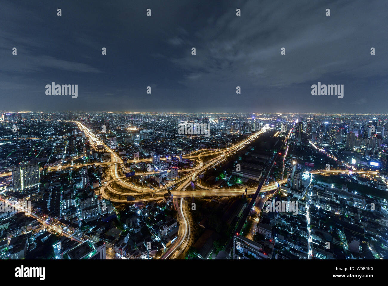 Night view of Bangkok from the 85th floor of Rainbow Cloud Hotel Stock ...
