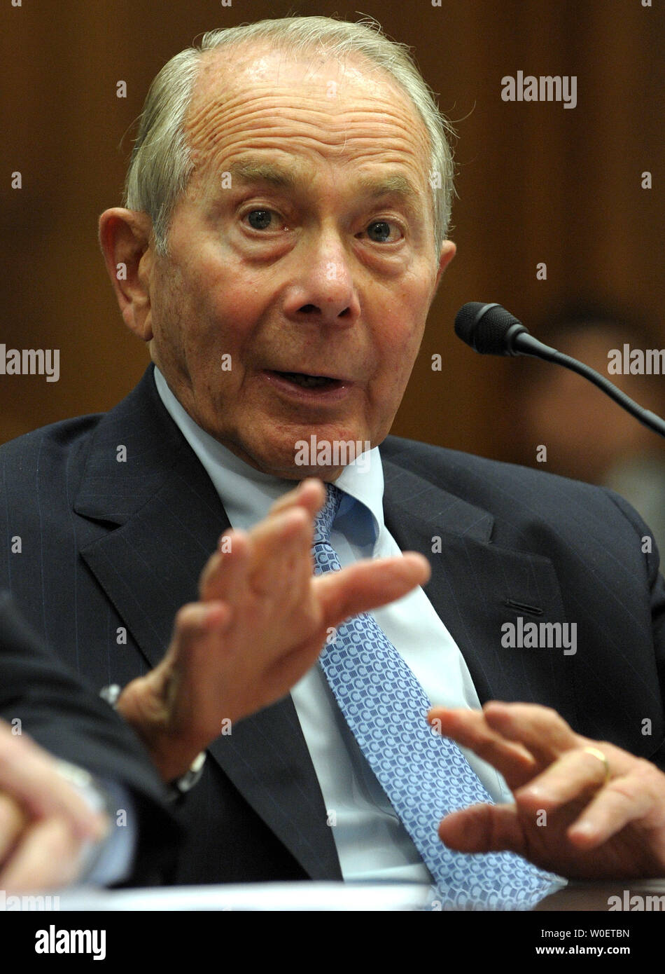 Maurice greenberg hi-res stock photography and images - Alamy