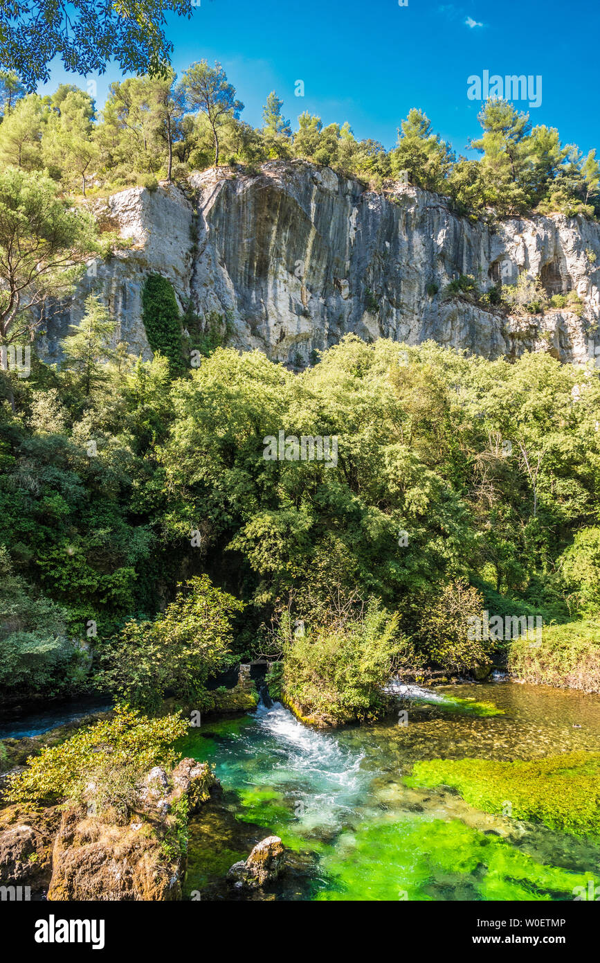 France, Provence, Vaucluse, pays des Sorgues, Fontaine de Vaucluse, the ...