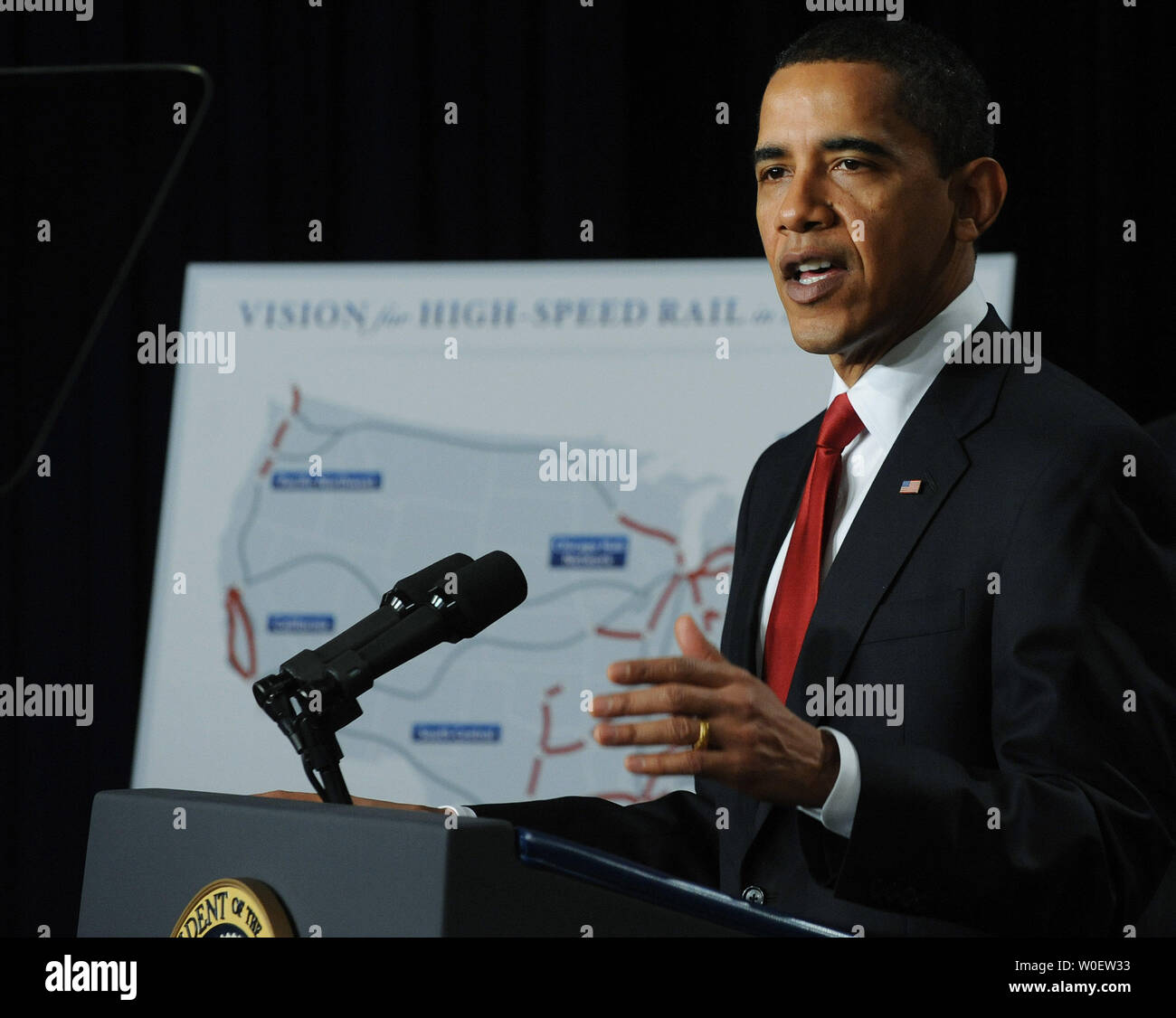 U.S. President Barack Obama discusses his administration's plans for ...