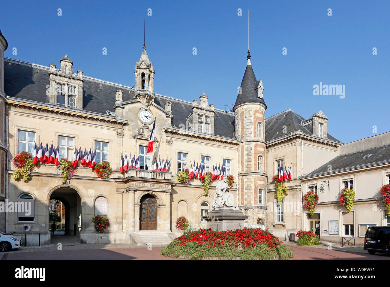 Melun hi-res stock photography and images - Alamy
