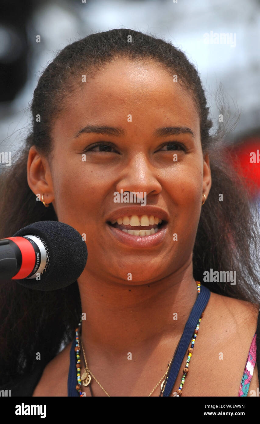 Joy bryant hi-res stock photography and images - Alamy