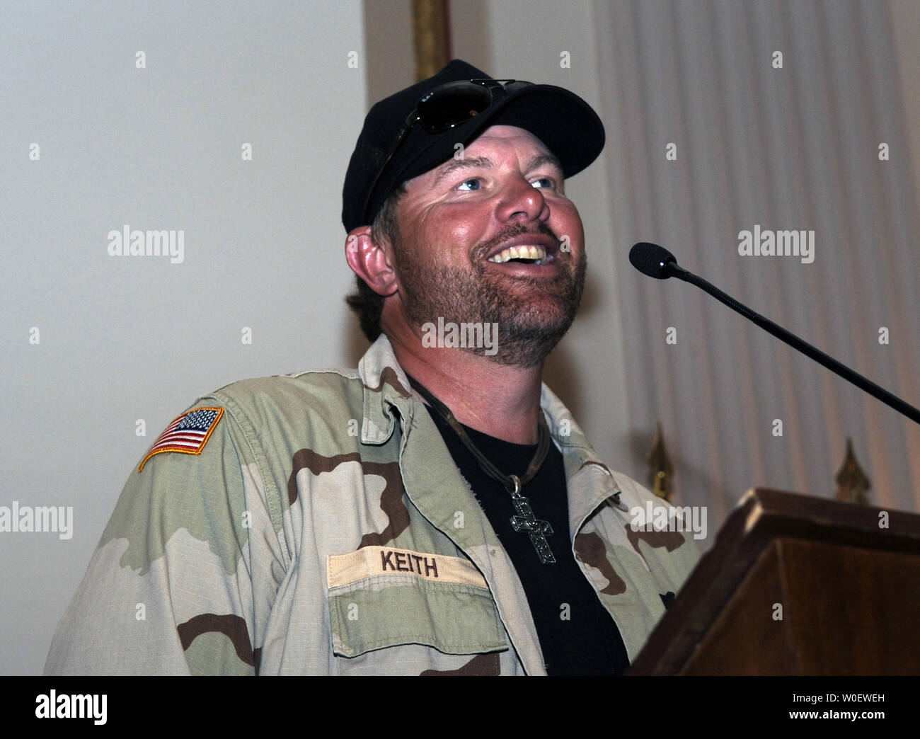 Toby keith award hi-res stock photography and images - Alamy