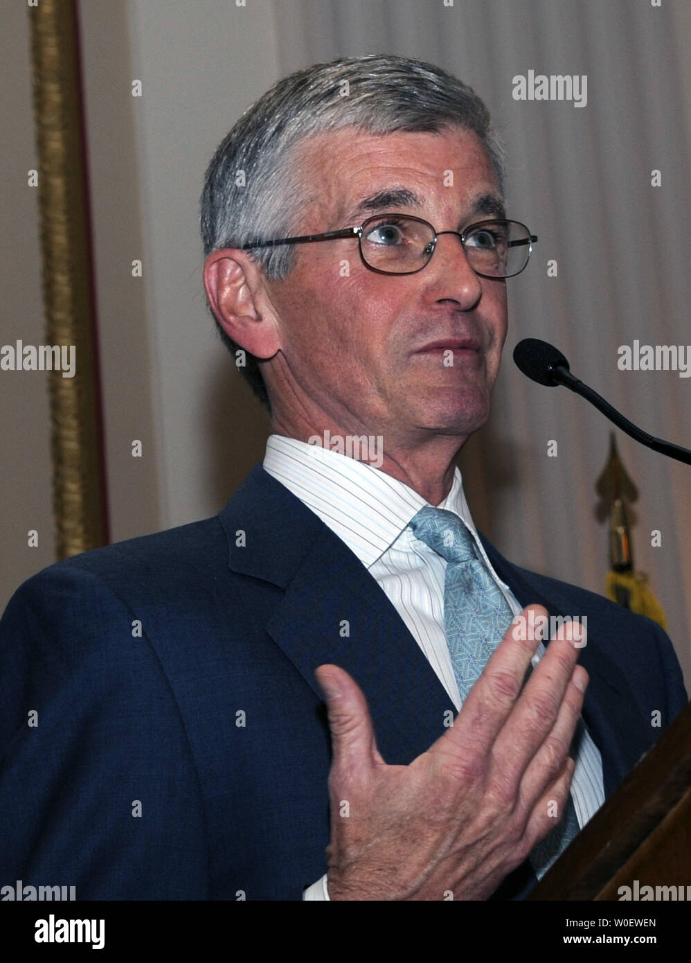 Rep. John McHugh (R-NY) speaks after accepting a Congressional ...