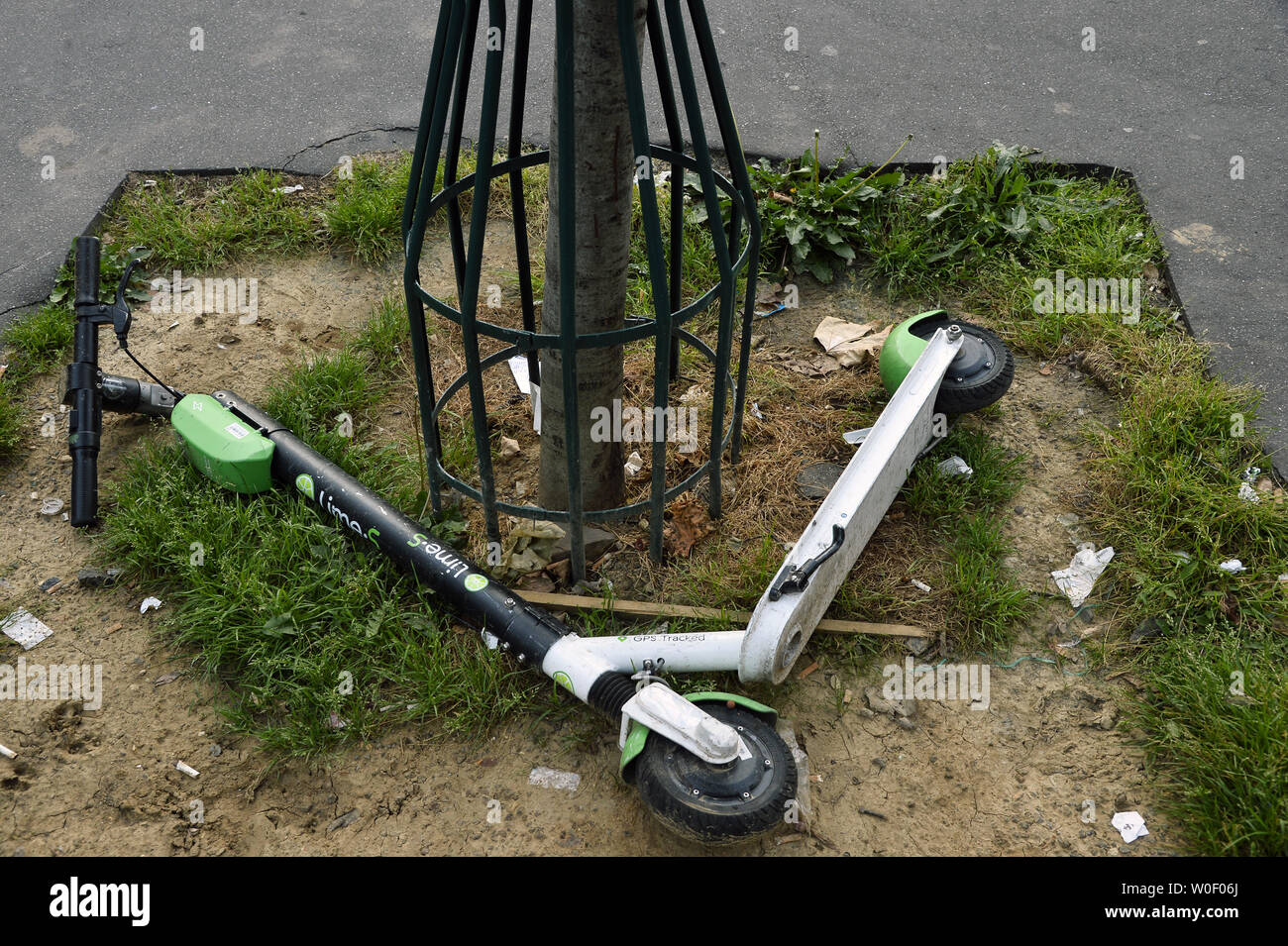 Broken electric scooter hi-res stock photography and images - Alamy