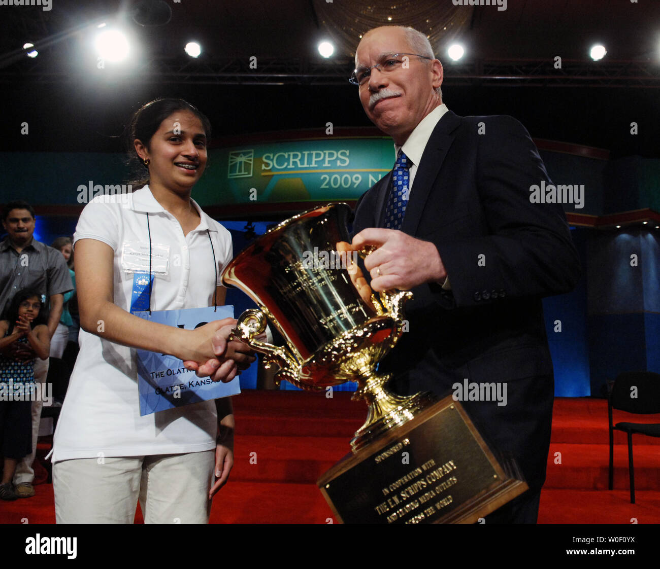 Spelling bee trophy hi-res stock photography and images - Alamy
