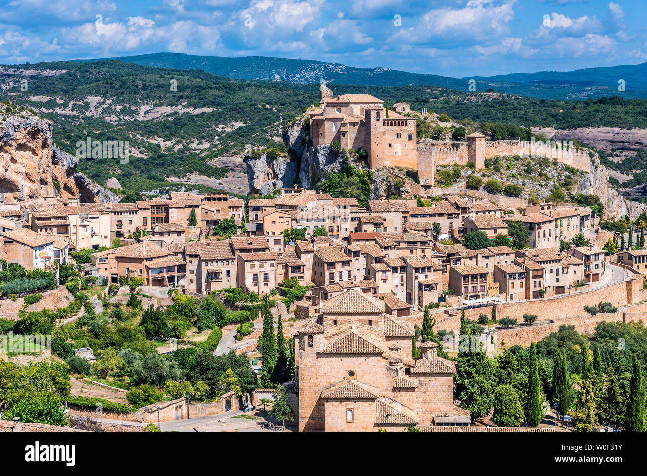 Castle alquezar huesca province spain hi-res stock photography and ...