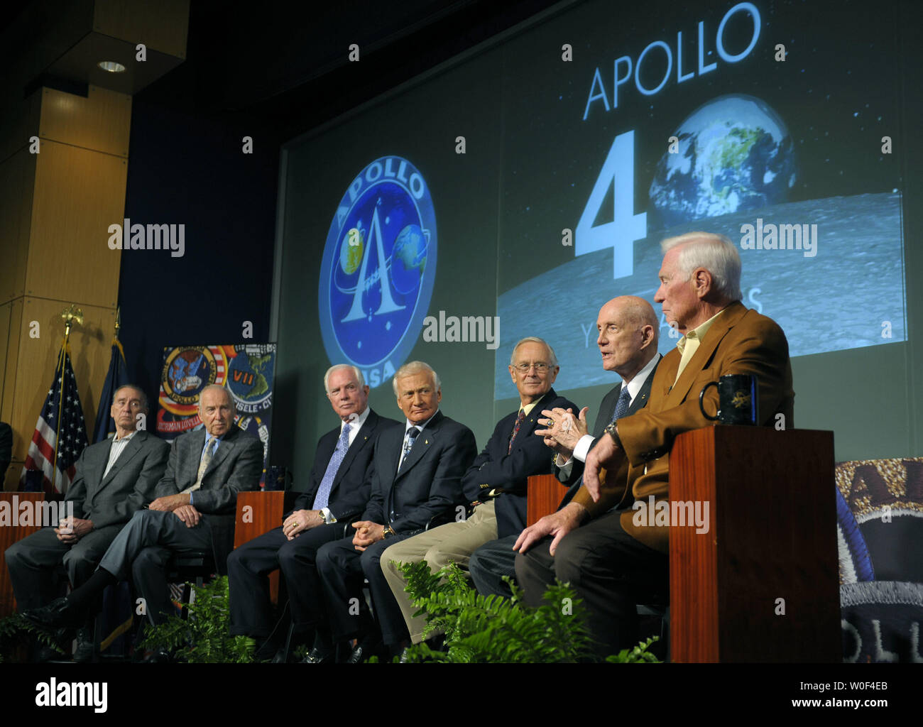 From left to right, former astronauts, Walt Cunningham, Apollo 7, James ...
