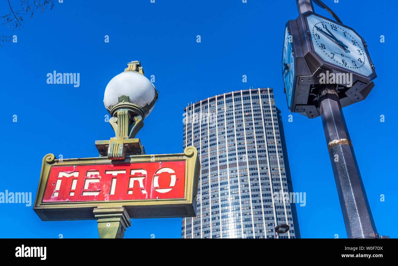 Paris Montparnasse, 14th arrondissement, Montparnasse tower and ...