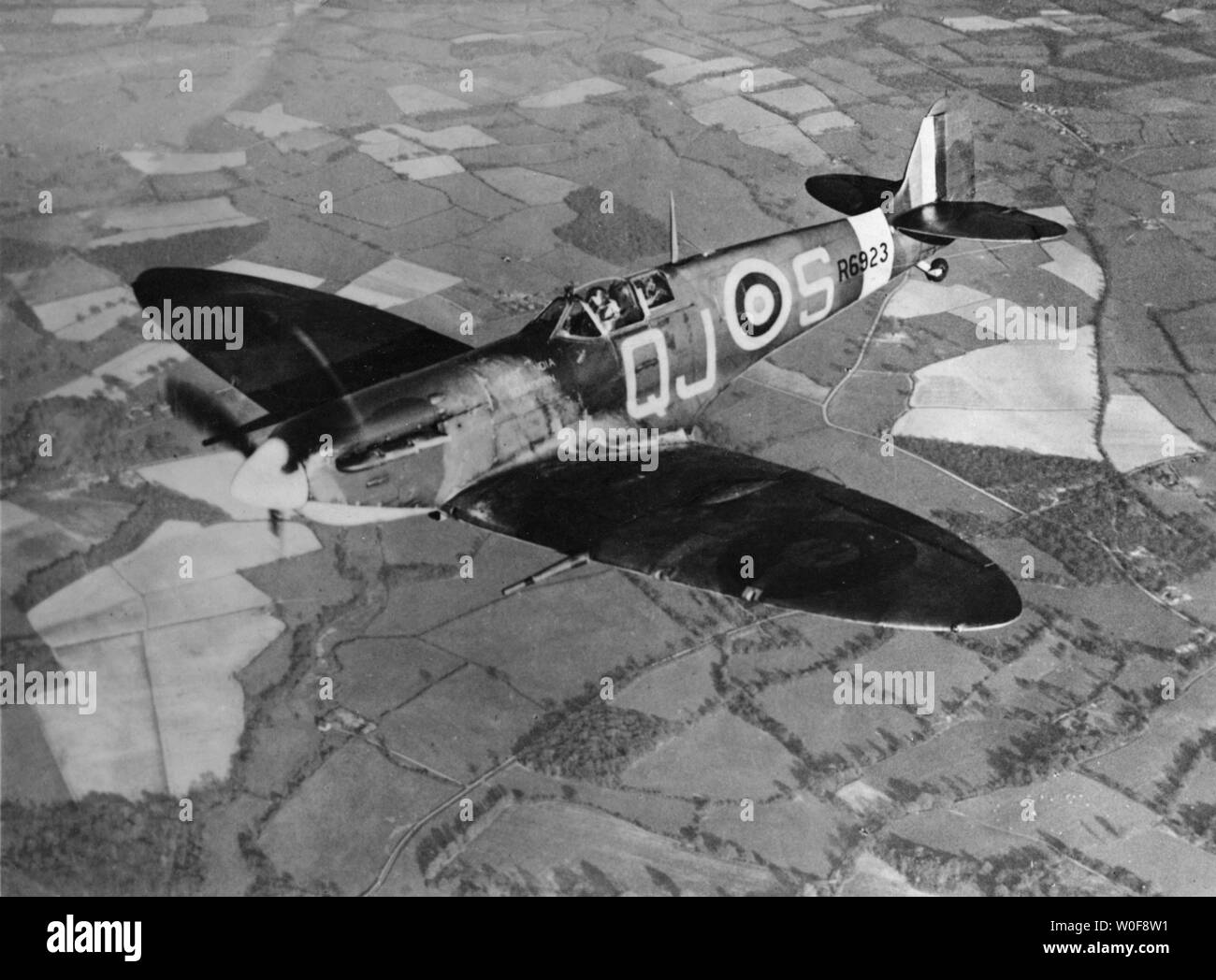 Supermarine Spitfire MK 14 Stock Photo - Alamy