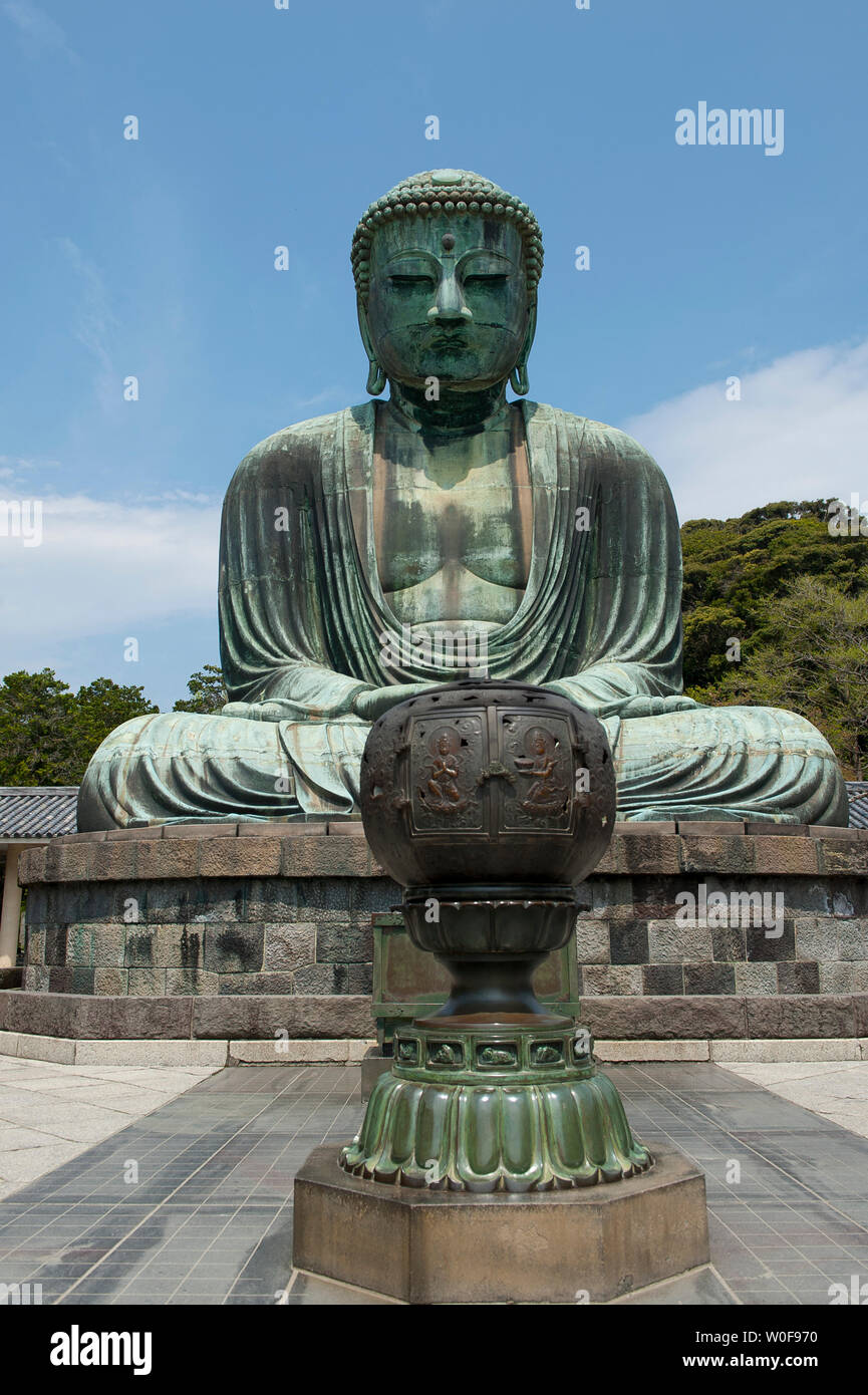 Daibutsu the monumental statue of Buddha, Kamakura, Japan Stock Photo ...