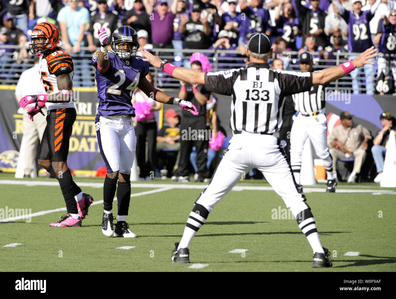 Back judge steve freeman hi-res stock photography and images - Alamy